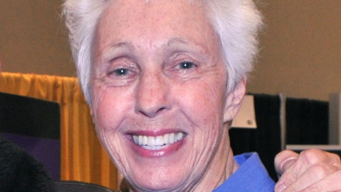 Wally Funk : À 82 ans, elle devient la plus vieille astronaute - Obscura